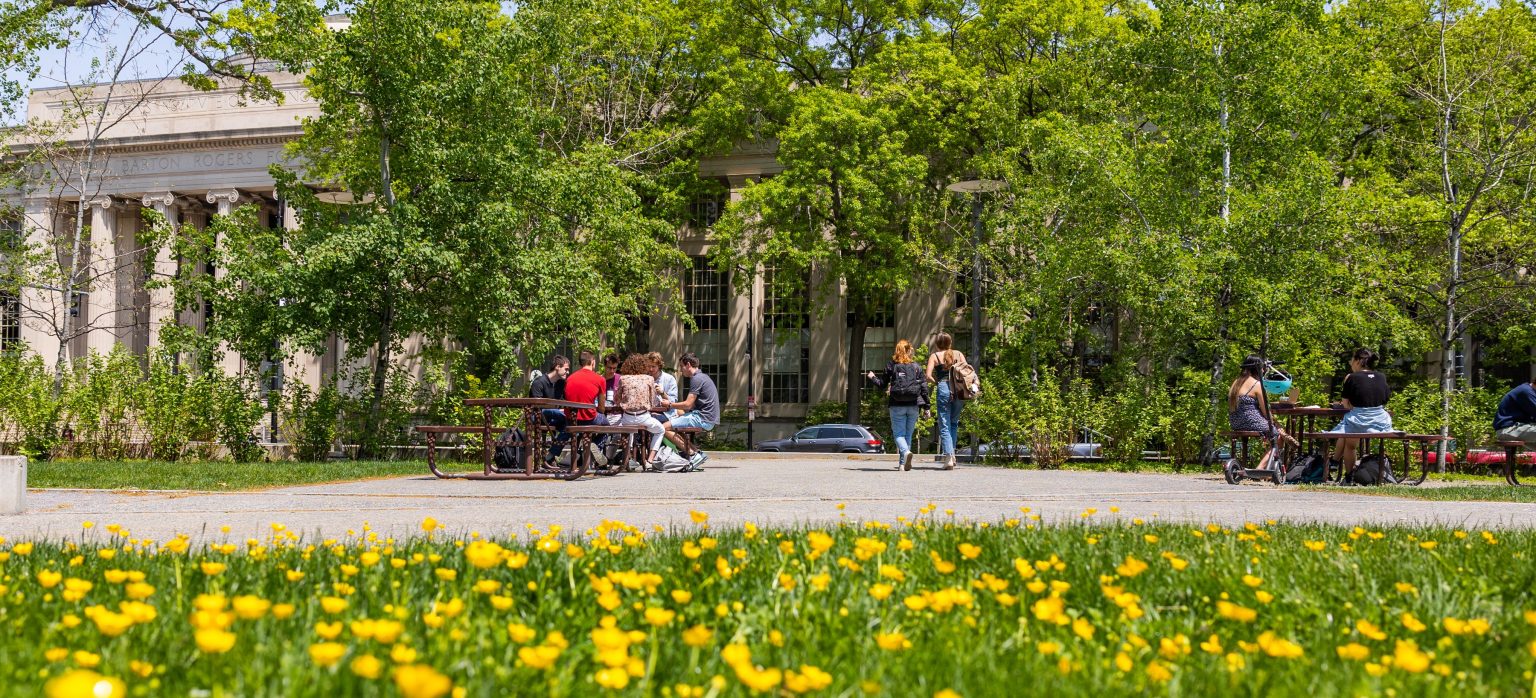 Move your career — and the world — forward at MIT. - SCM